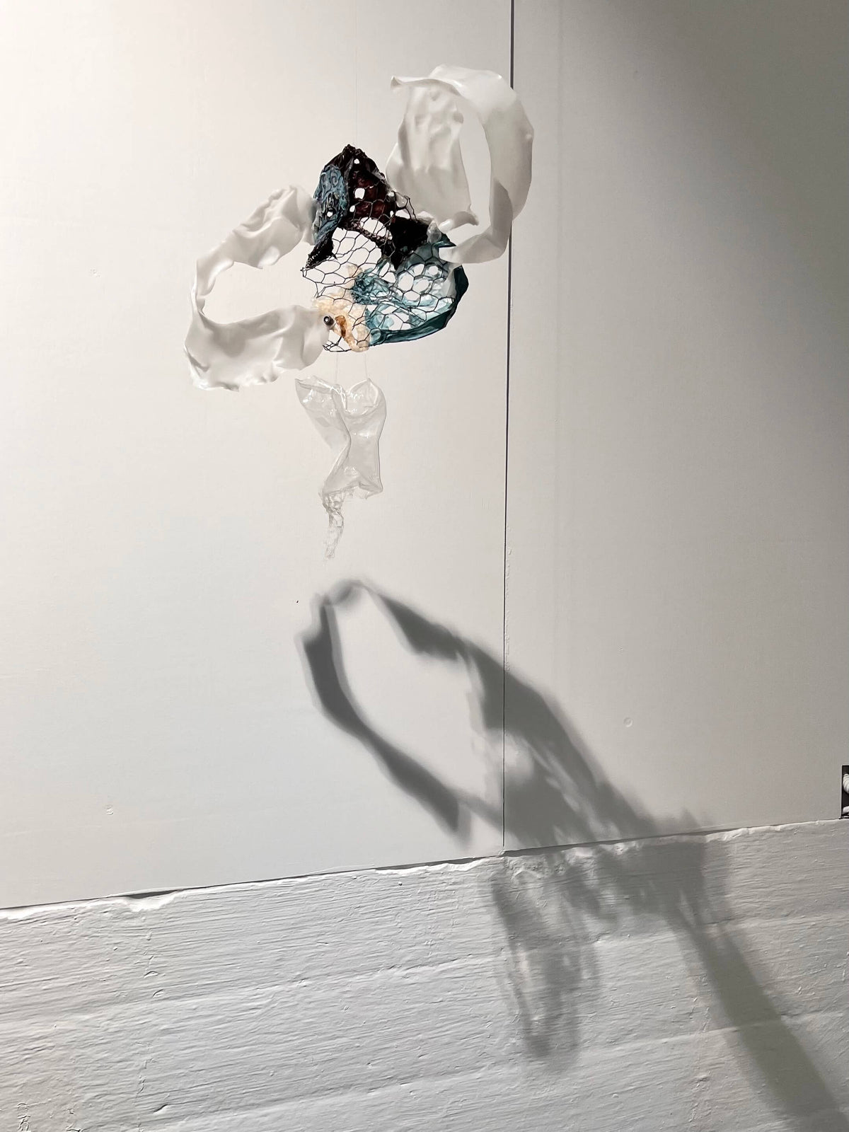 Litter Angel – The Mandarin Tree