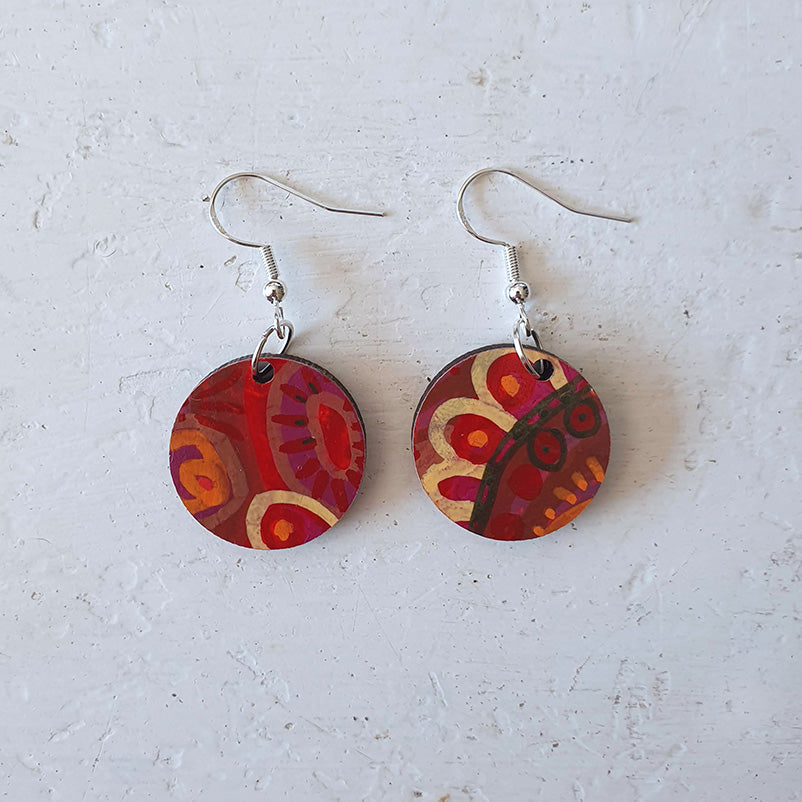 Red Velvet Medium Round The Mandarin Tree